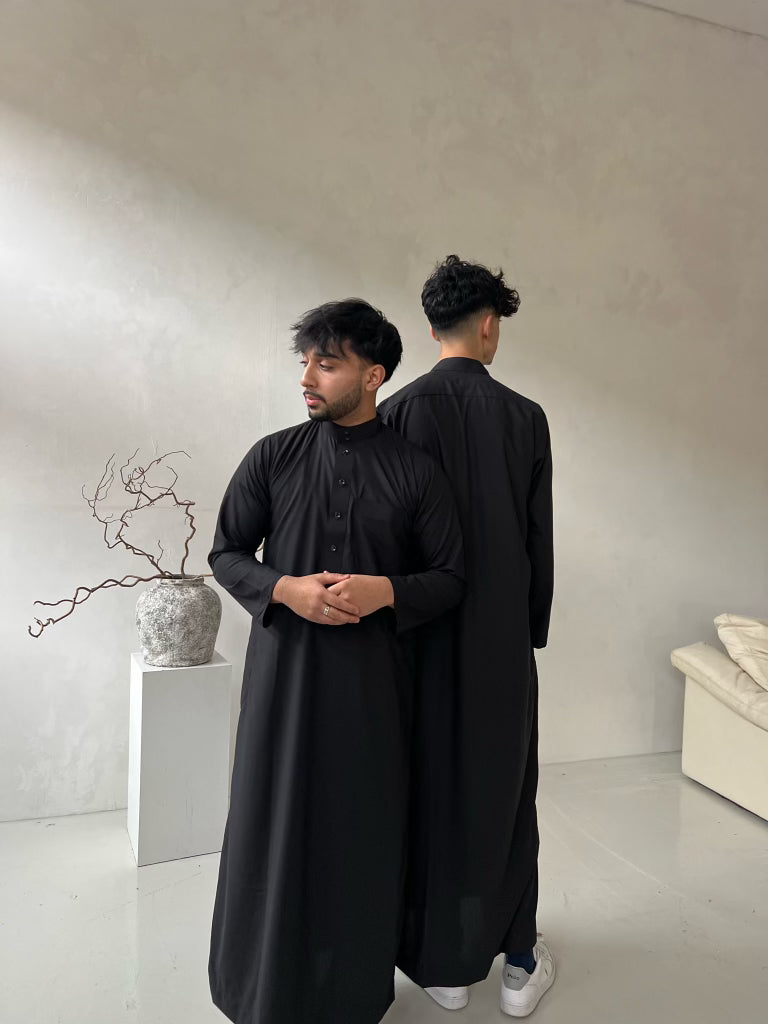 Kuwaiti Black Thobe – ByHasanat